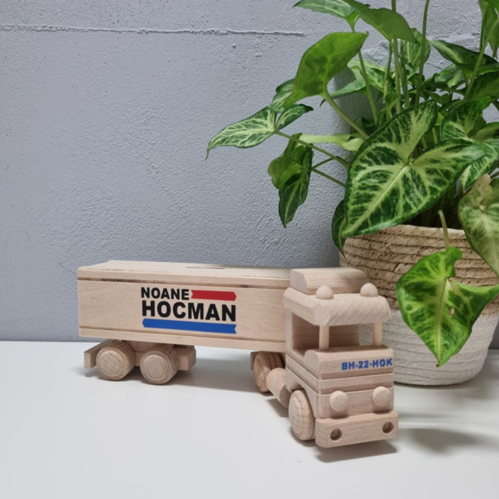 Op zoek naar een houten vrachtwagen spaarpot? Bekijk.. – Shuuske